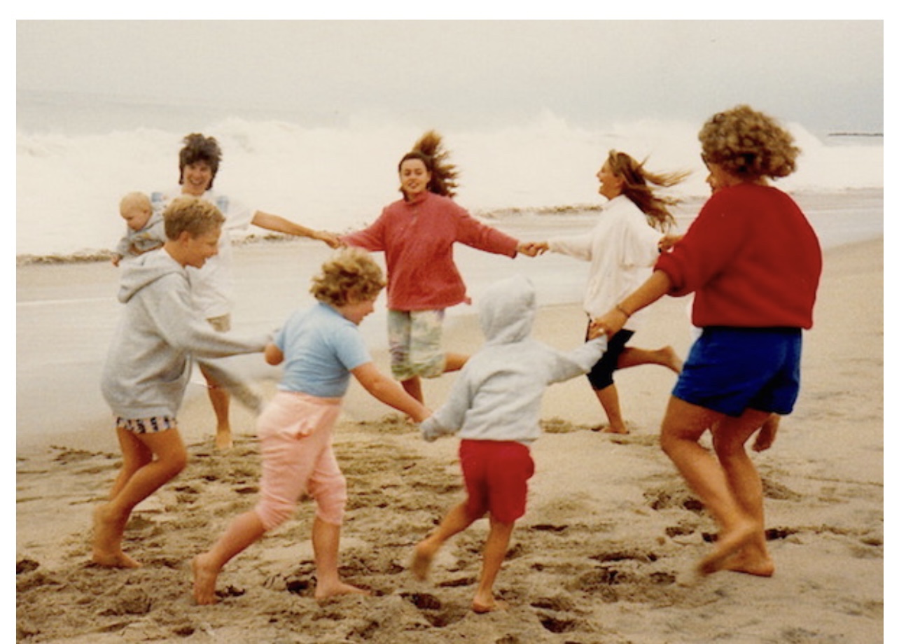 A SEPHARDIC ROSH HASHANAH CEREMONY COMBINES ELEMENTS OF TASHLICH AND A ...
